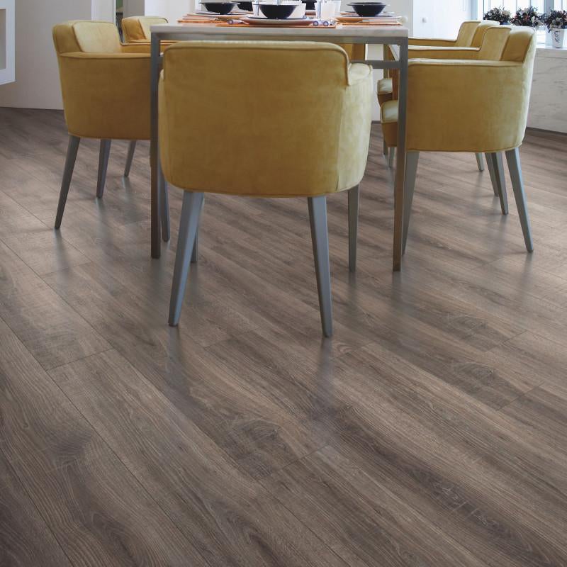 Mohawk - Revwood Rare Vintage Laminate - Driftwood Oak - Floorzz